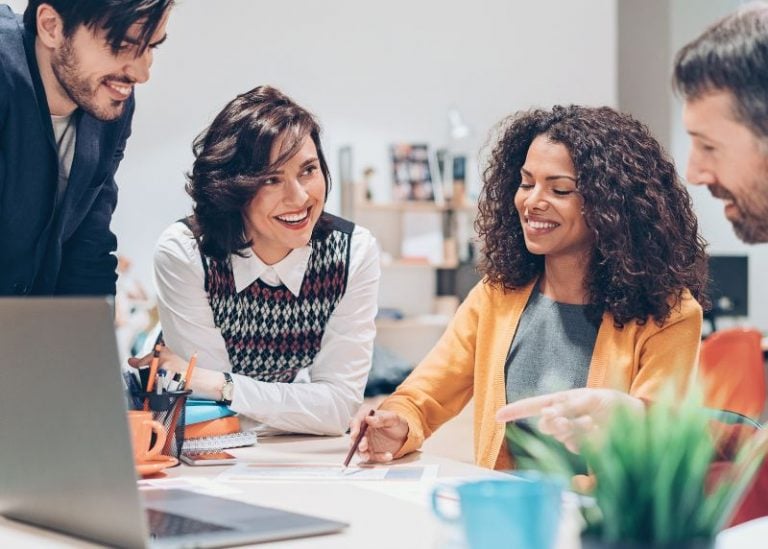 Bem estar no trabalho: aprenda como criar um ambiente feliz!