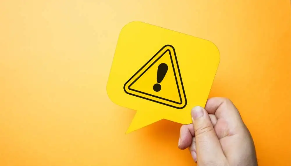 Advertência Por Falta Injustificada: Veja As Consequências